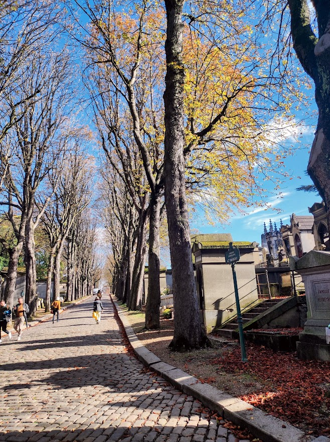 Betsabé en el cementerio Père-Lachaise – La Pluma